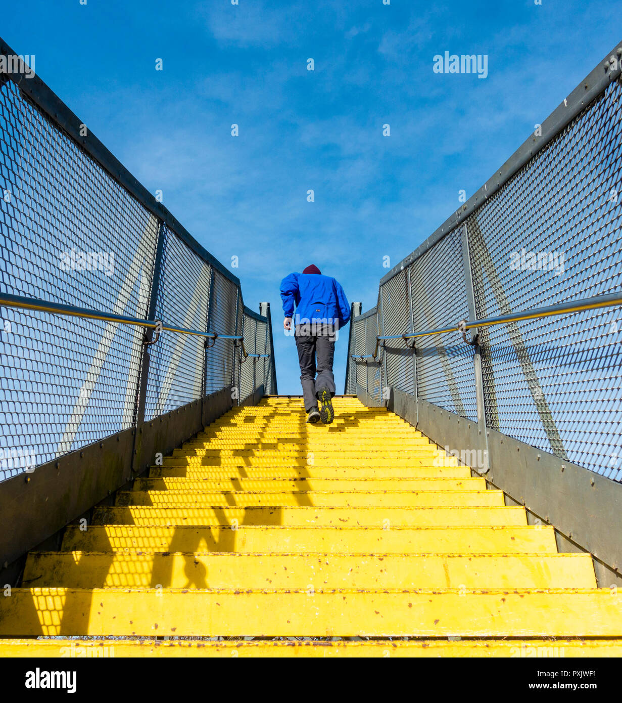 Running over bridge hi-res stock photography and images - Alamy