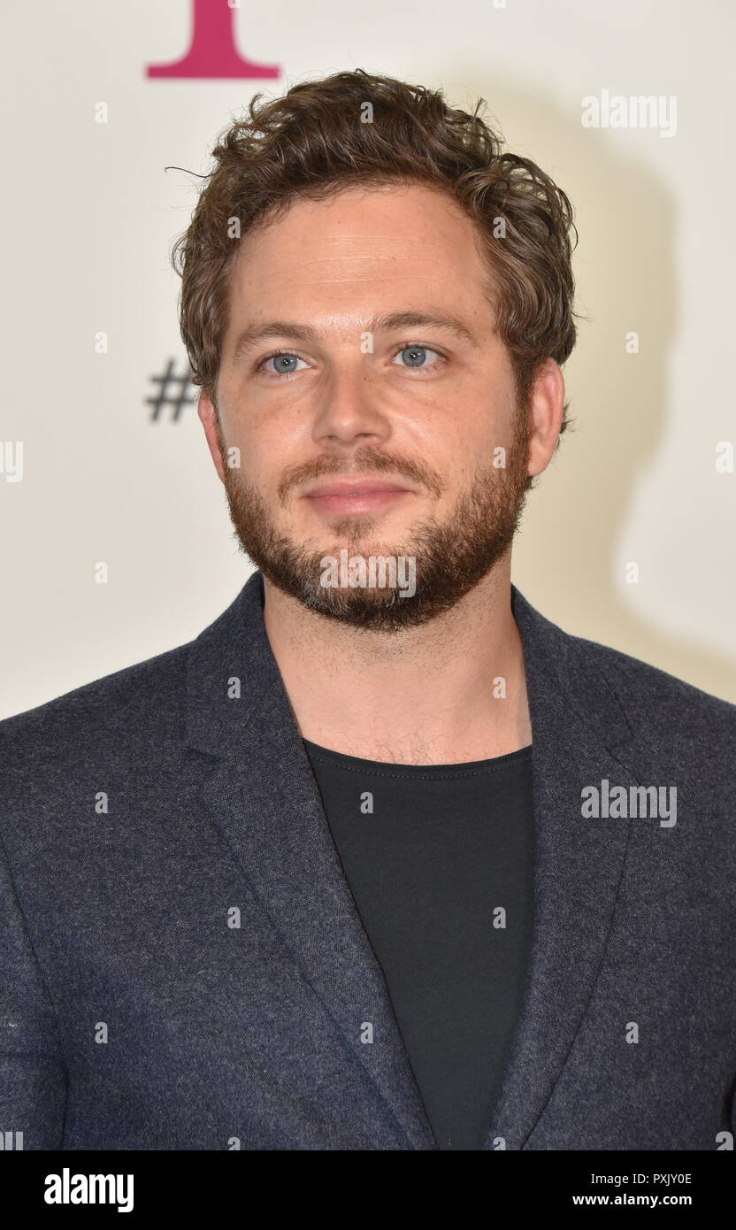 Colgne, Germany. 10th Oct, 2018. The Dutch actor Teun Luijkx will come ...