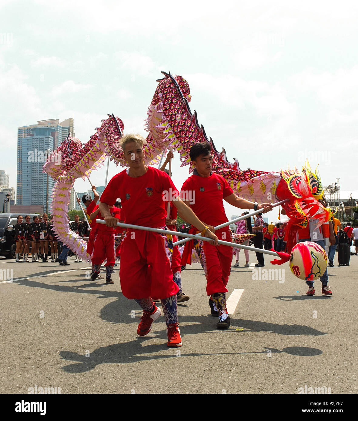 Manila, Philippines. 12th Jan, 2012. The chinese dragon dance ...