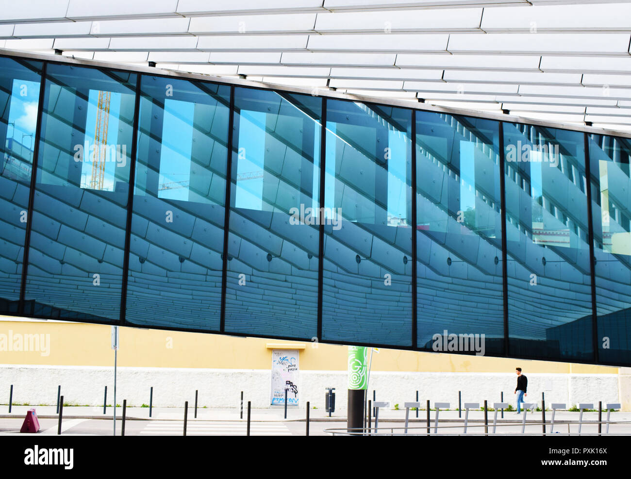 New EDP headquarters in Lisbon Stock Photo - Alamy