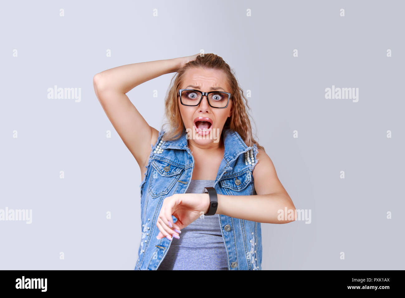 Hurry afraid hi-res stock photography and images - Alamy