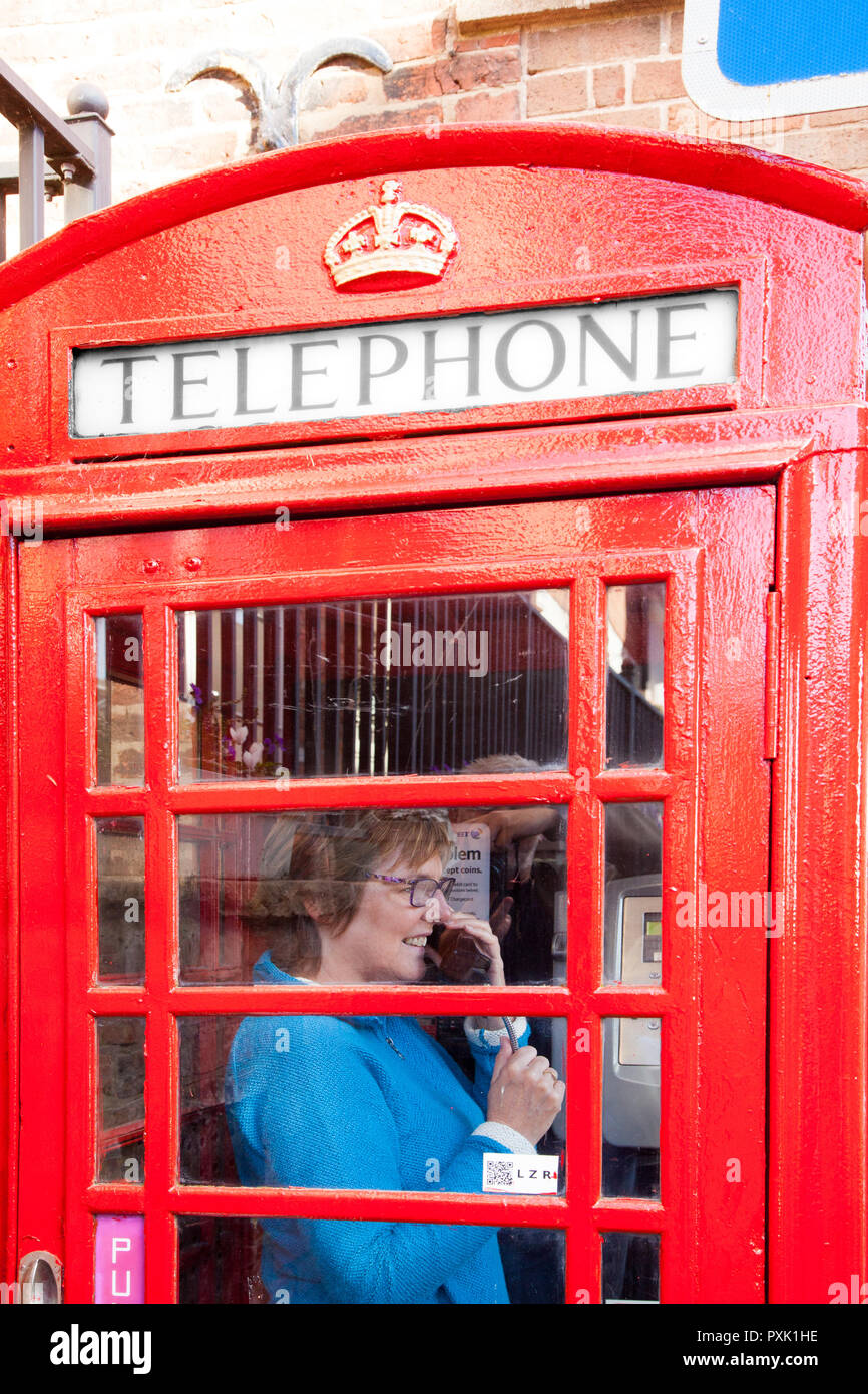 Traditional telephone booth hi-res stock photography and images - Alamy
