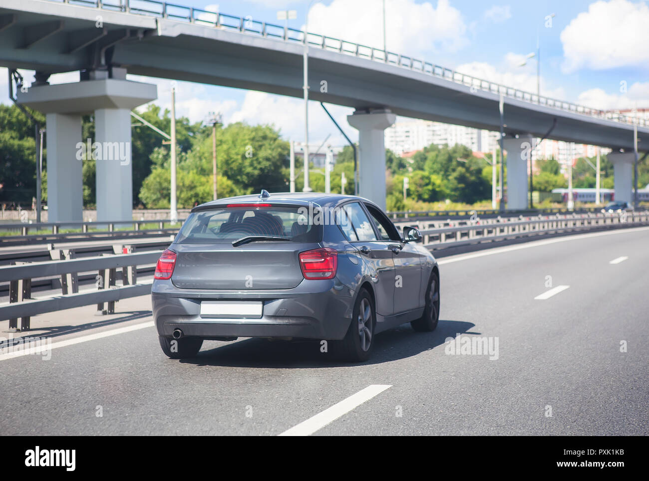 traffic in the big city in the summer Stock Photo - Alamy