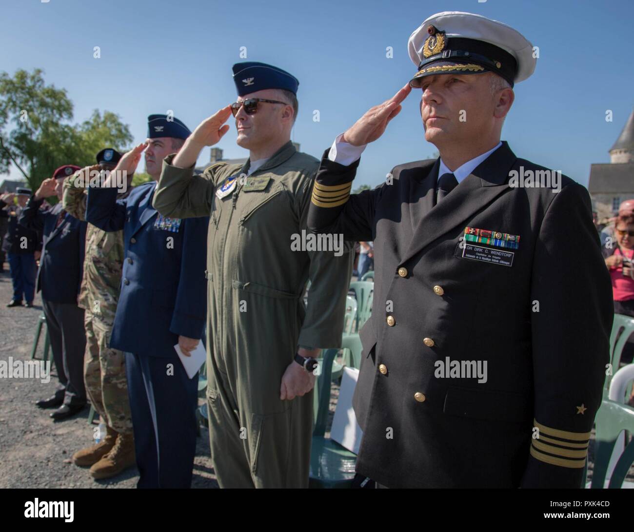 French military attaché hi-res stock photography and images - Alamy