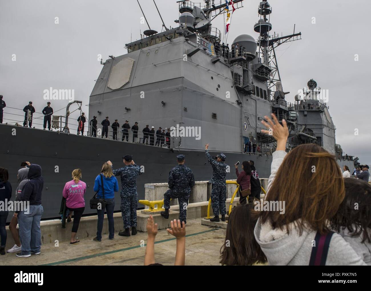 San Diego June 05 2017 Families Bid Farewell To Their Sailors As