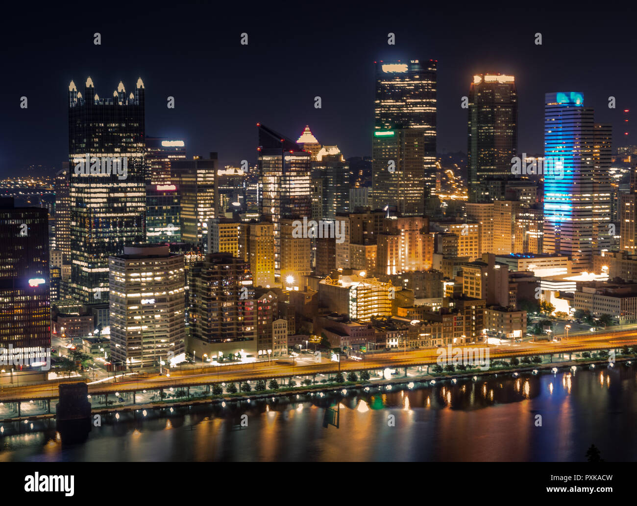 Pittsburgh skyline at night Stock Photo - Alamy