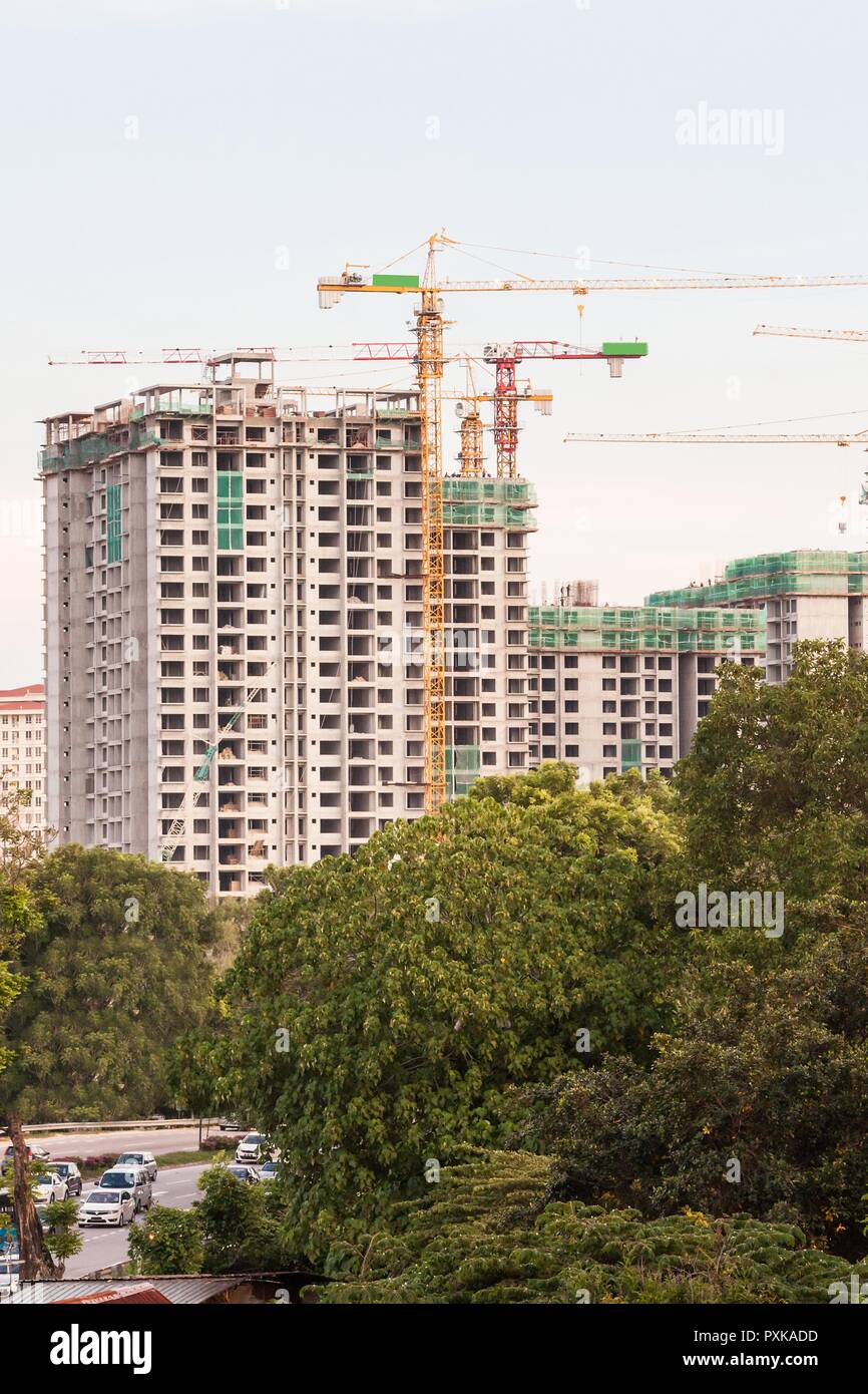 The technology or art of high rise apartment construction using crane ...