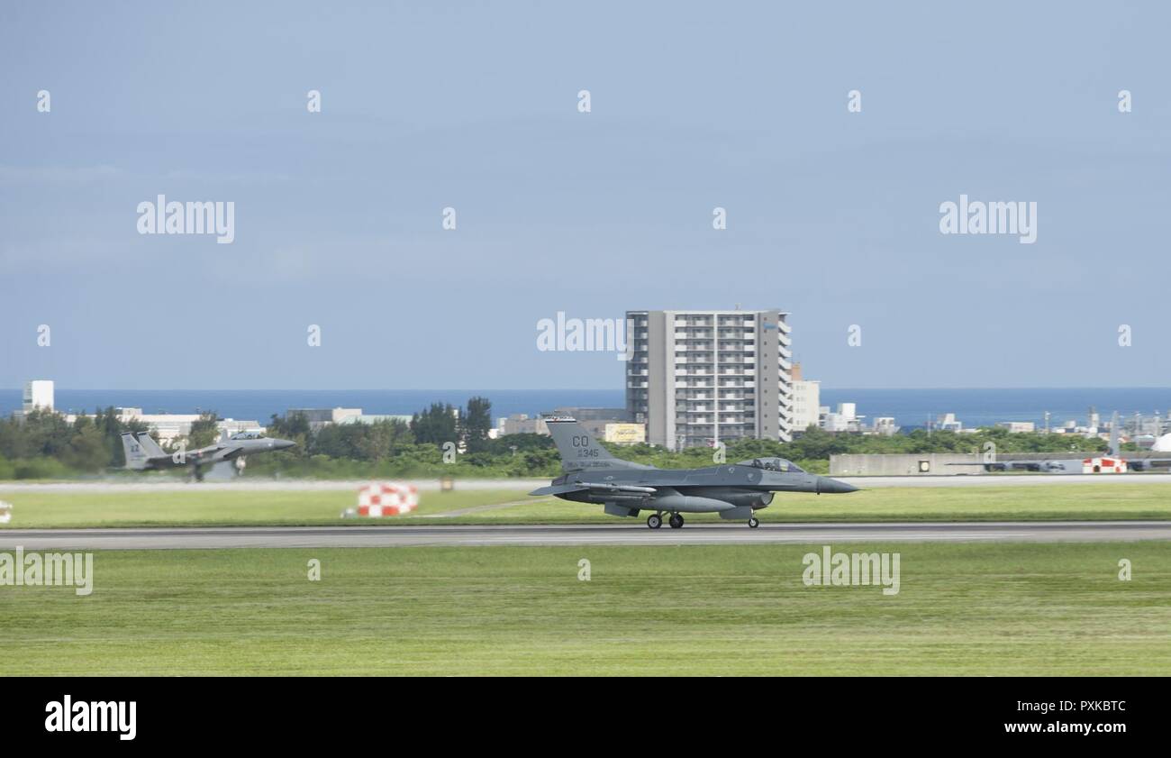 Largest Combat F 16 Fighter Wing High Resolution Stock Photography and ...