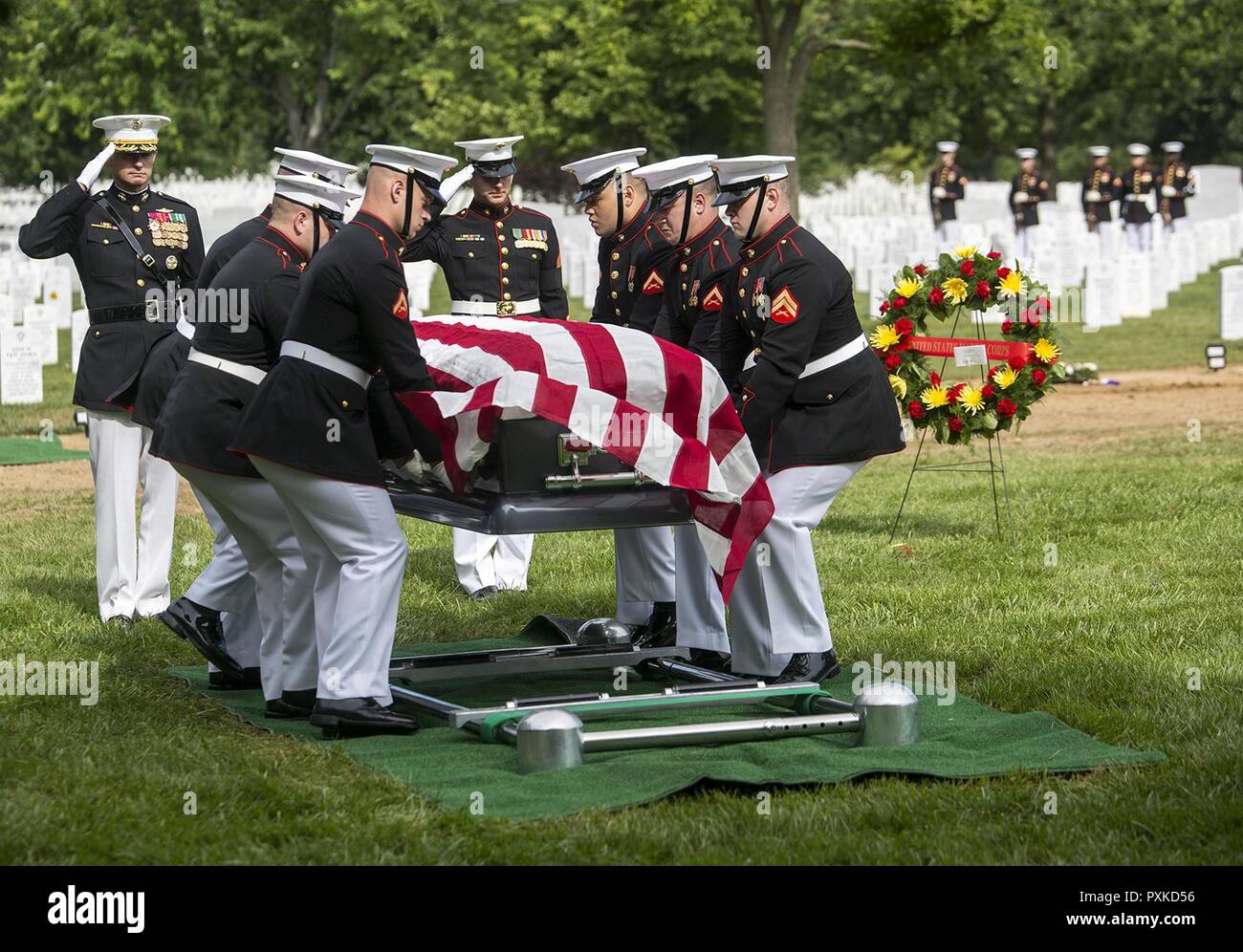 Funeral home body casket hi-res stock photography and images - Alamy