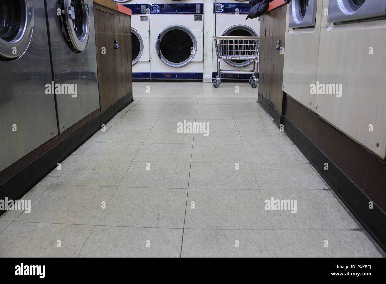 Washing Machine 1970s High Resolution Stock Photography and Images - Alamy