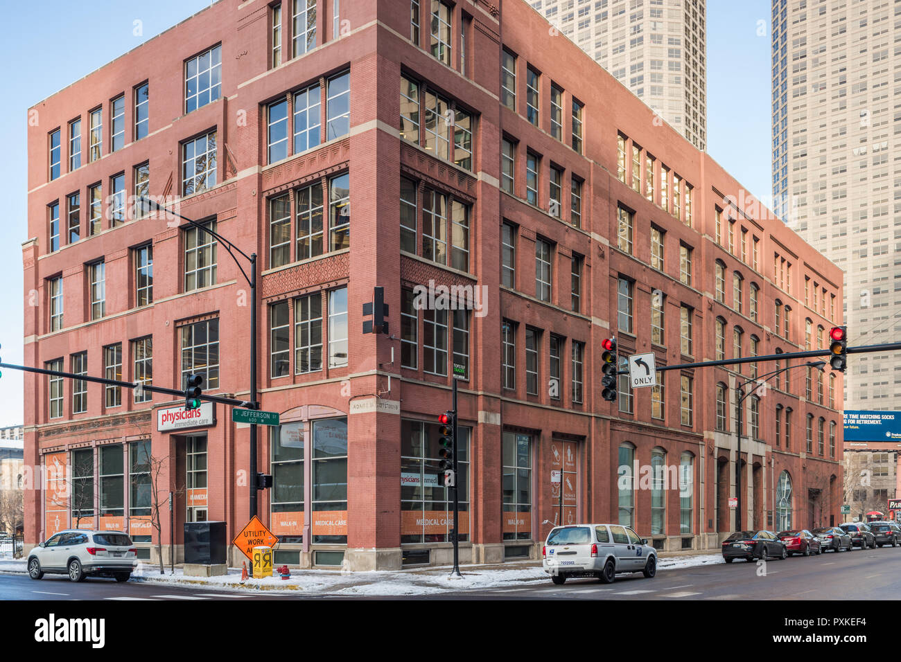 Vintage commercial building in downtown Chicago Stock Photo - Alamy
