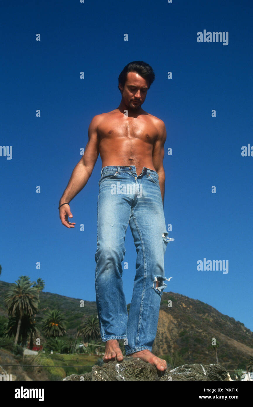 MALIBU, CA - NOVEMBER 12: (EXCLUSIVE) Actor Anthony Addabbo poses ...