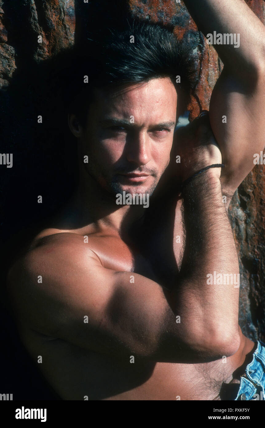 MALIBU, CA - NOVEMBER 12: (EXCLUSIVE) Actor Anthony Addabbo poses ...