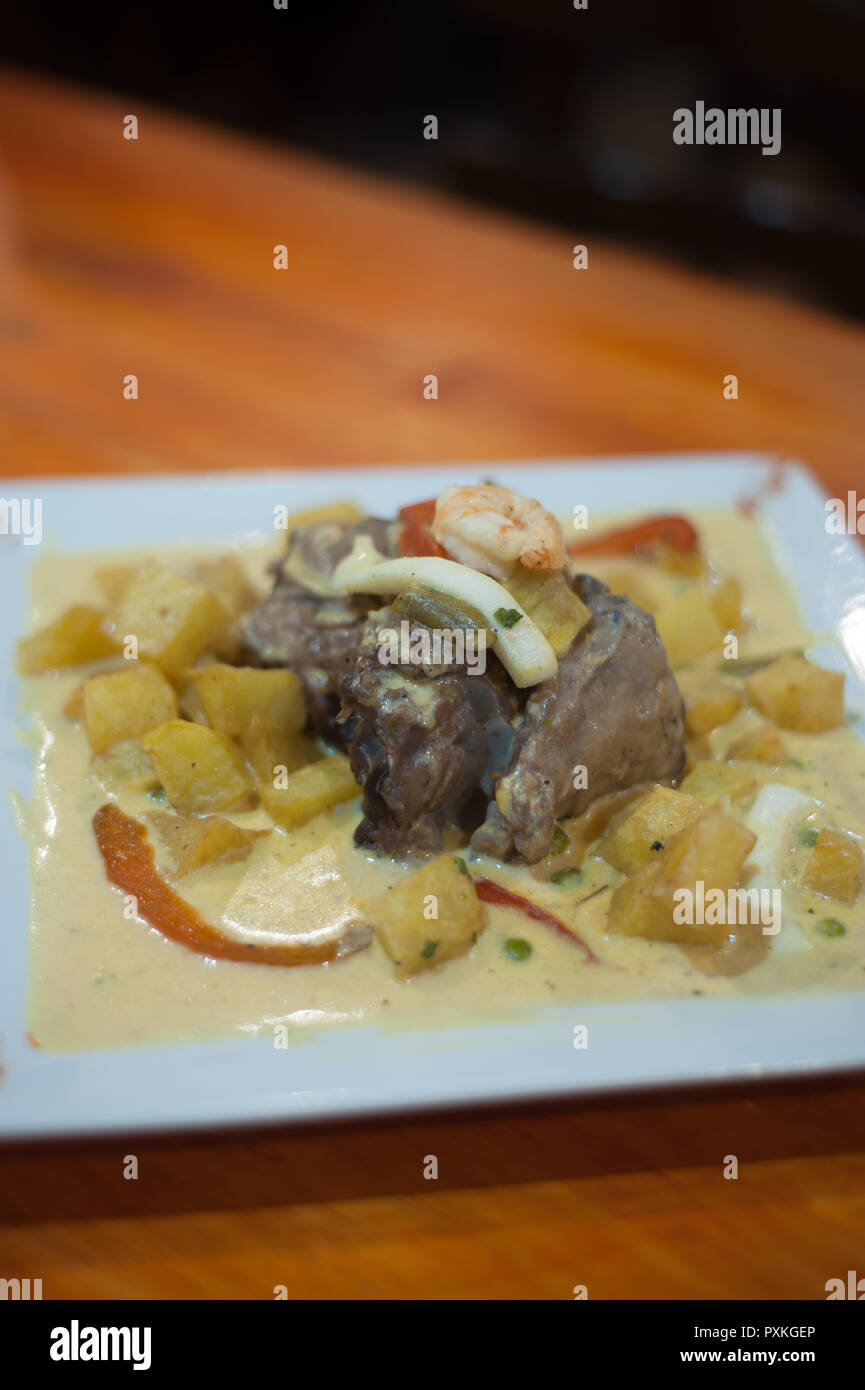 Catalan food of restaurant Tapa tapa y ole Stock Photo - Alamy