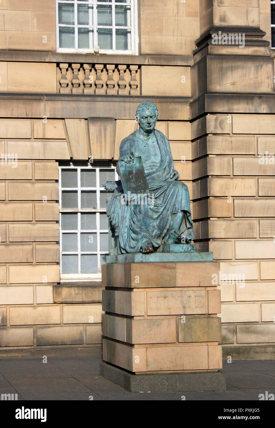 Bronze statue of David Hume in Edinburgh, Scotland Stock Photo - Alamy