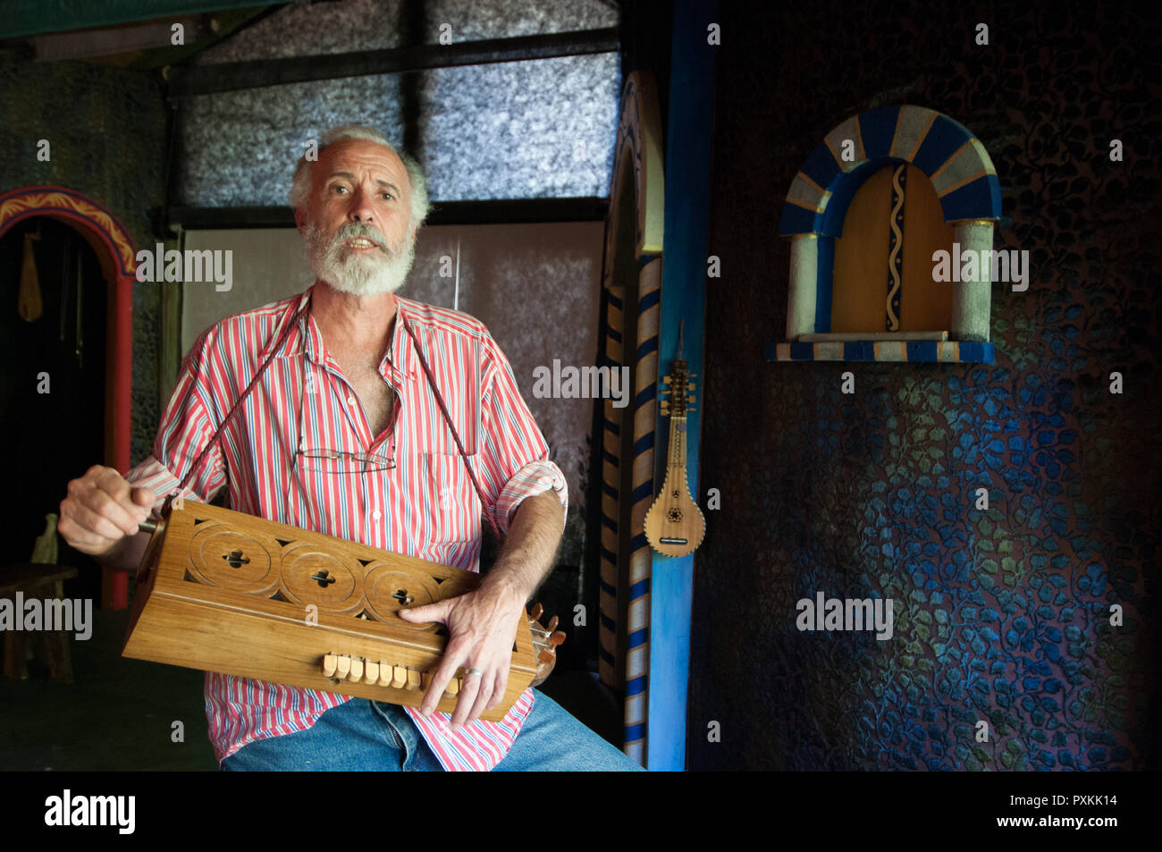 Bolson hi-res stock photography and images - Alamy