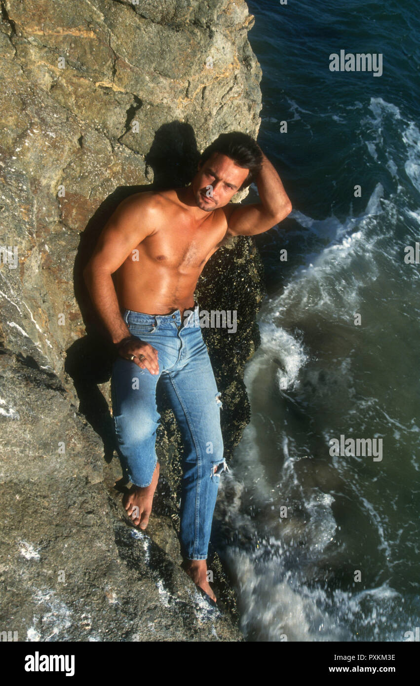 MALIBU, CA - NOVEMBER 12: (EXCLUSIVE) Actor Anthony Addabbo poses ...