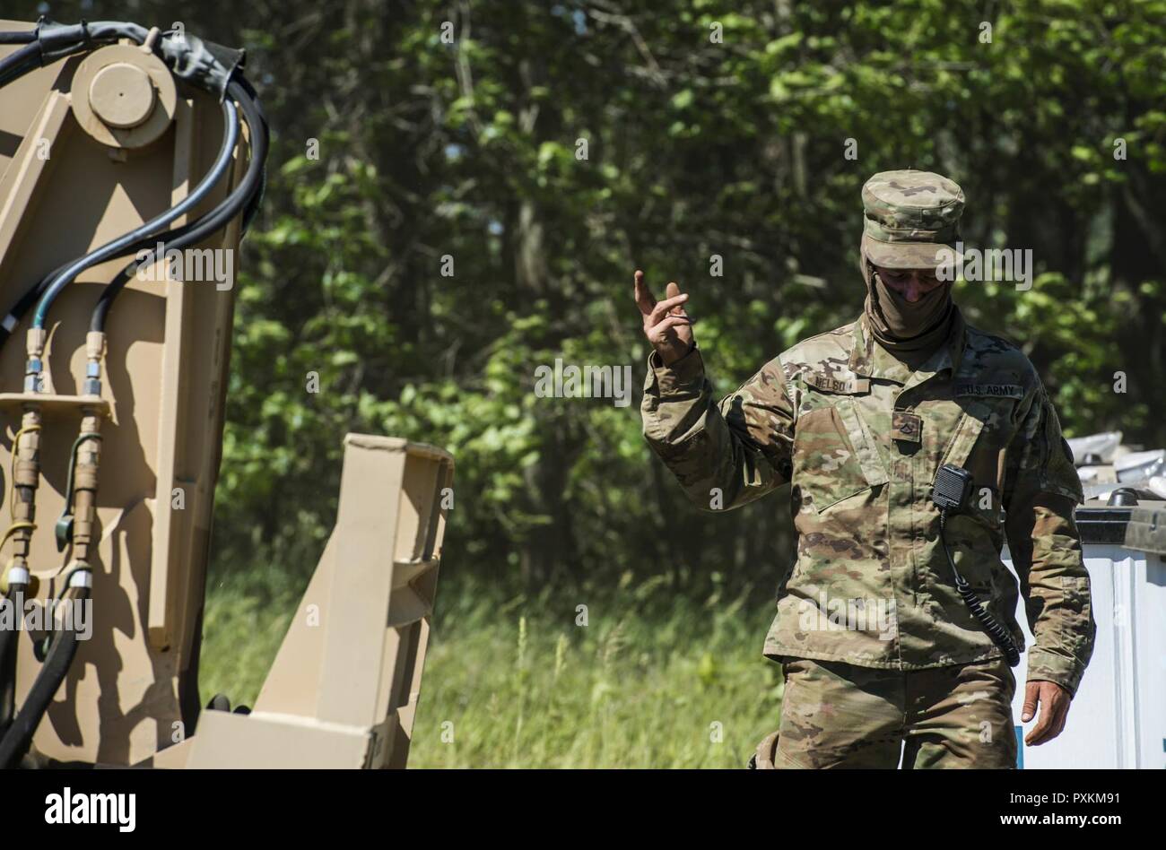 U.S. Army Pfc. Nelson Robert, 688th Rapid Port Opening Element, cargo ...