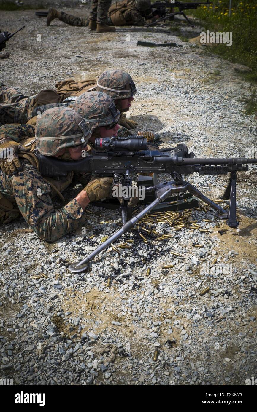 Firing an mk19 automatic grenade launcher hi-res stock photography and ...