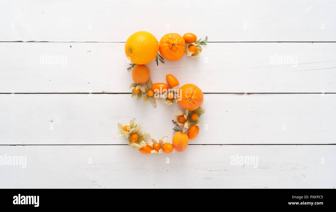 Top 5 number hi-res stock photography and images - Alamy