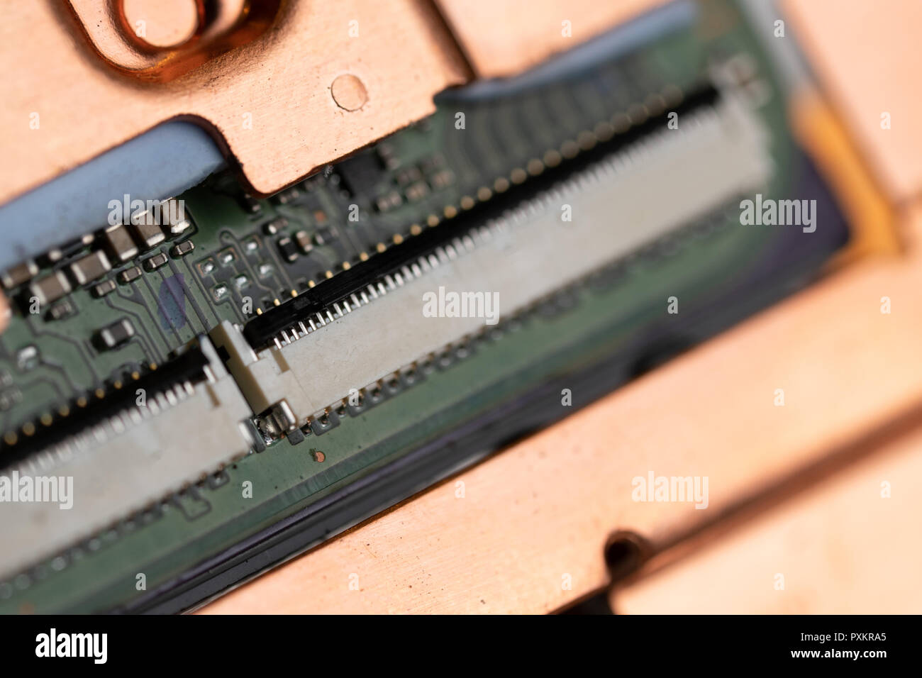 Lens connector hi-res stock photography and images - Alamy