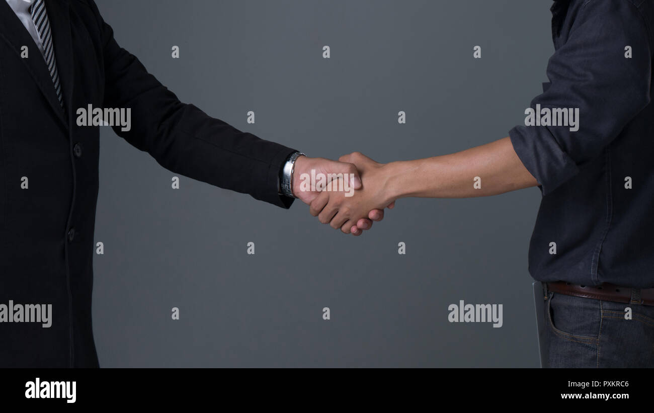 Handshake strong hi-res stock photography and images - Alamy