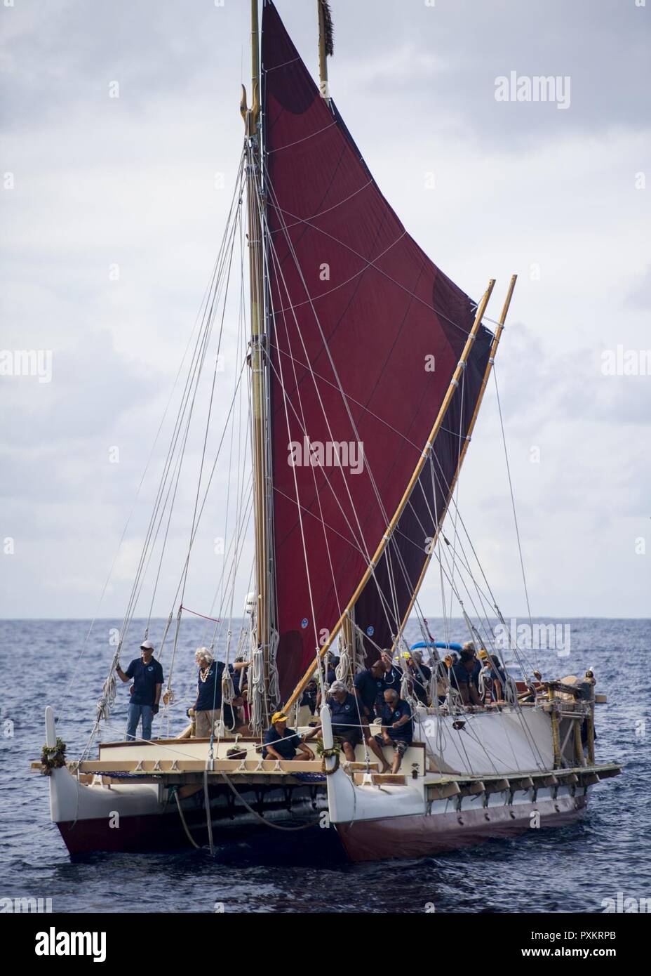Hokulea canoe hi-res stock photography and images - Alamy