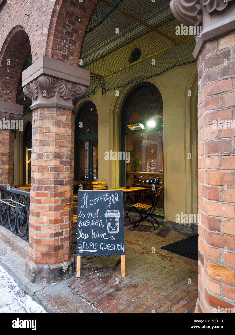 Quaint cafe hi-res stock photography and images - Alamy