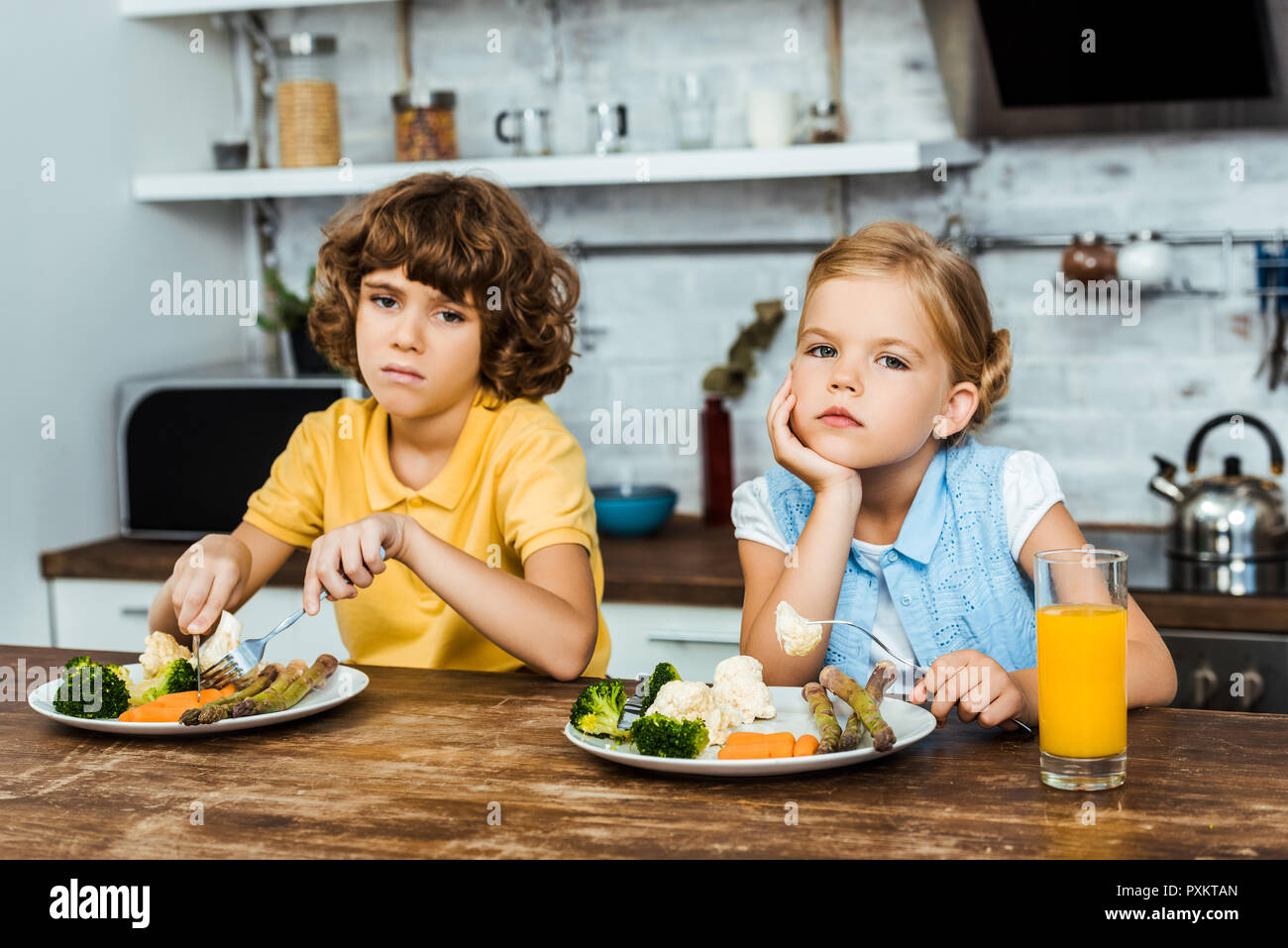 Bored children hi-res stock photography and images - Alamy