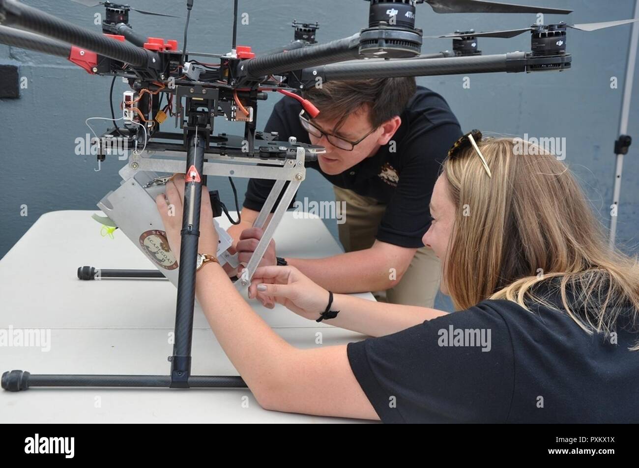 DAHLGREN, Va. (June 15, 2017) - Navy scientist Charles Miller and ...