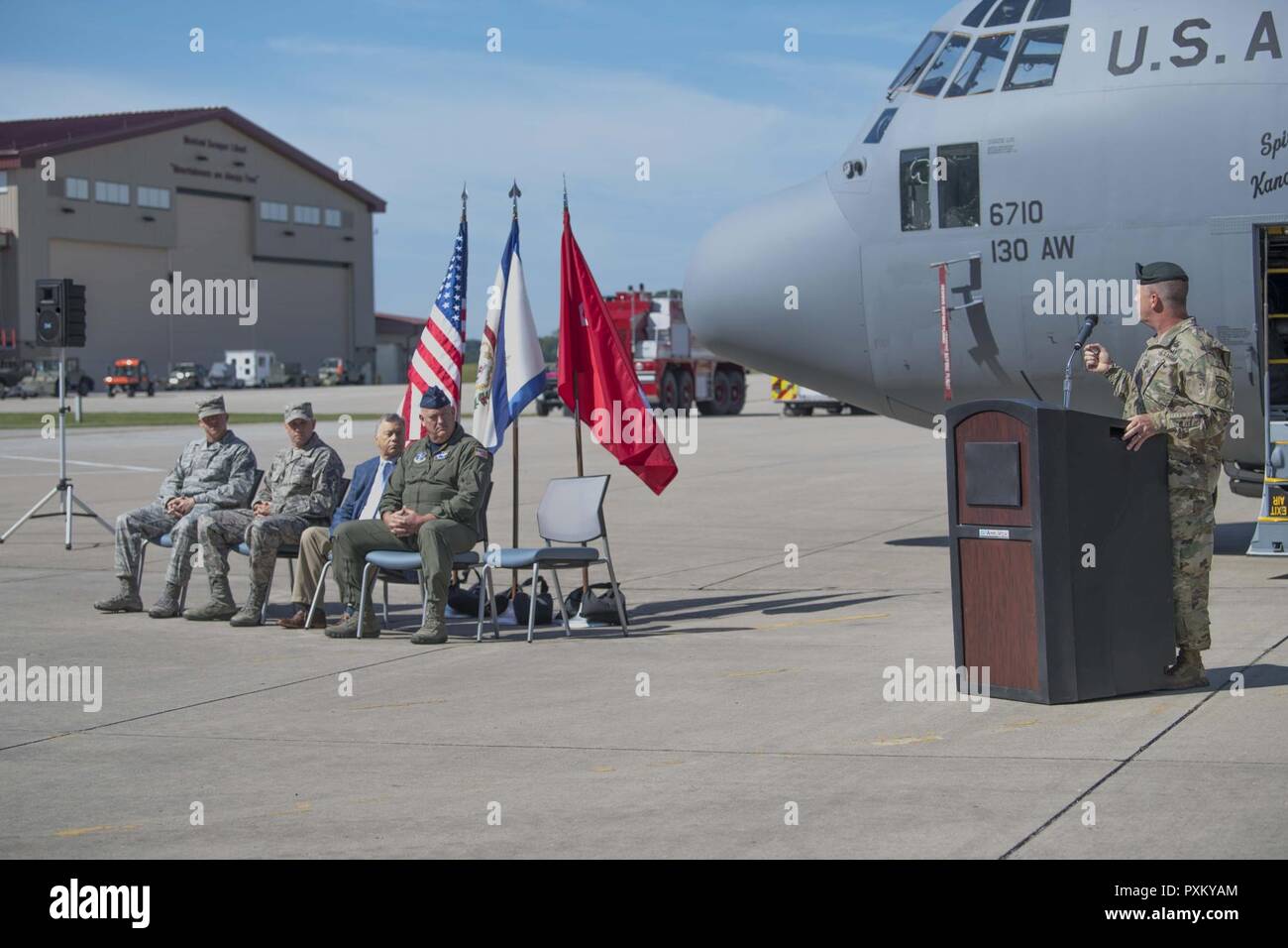 Maj gen james hoyer hi-res stock photography and images - Alamy
