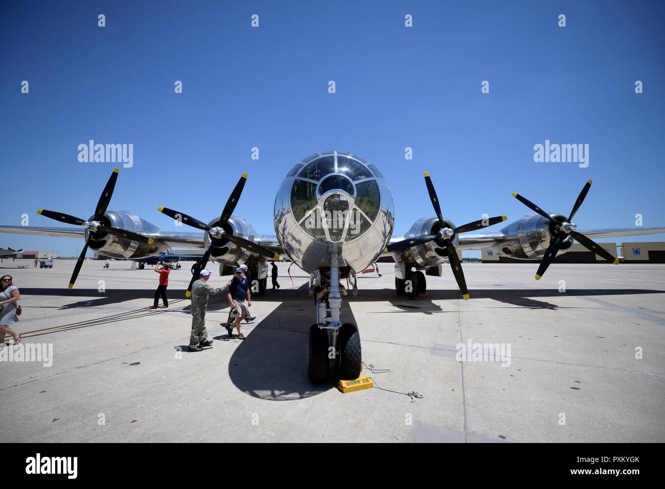 B 29s hi-res stock photography and images - Alamy