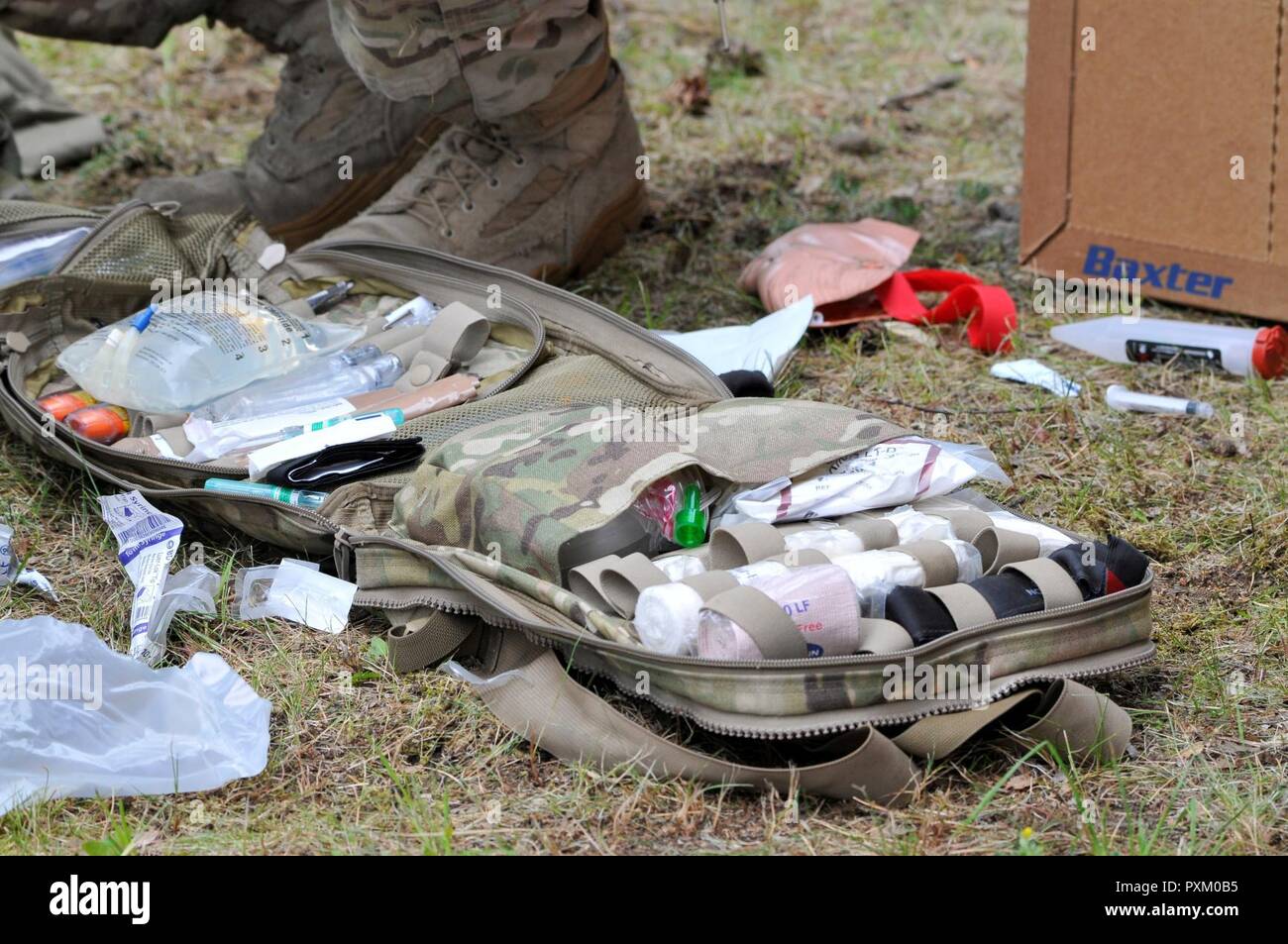 Various fractures hi-res stock photography and images - Alamy