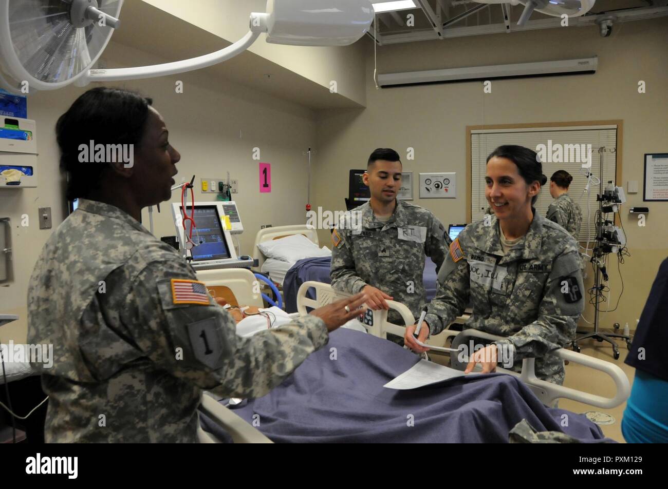 Soldiers assigned to the 807th Medical Command’s 228th Combat Support ...