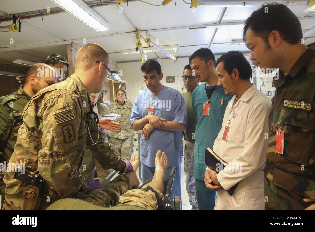 Fst navy surgical hi-res stock photography and images - Alamy