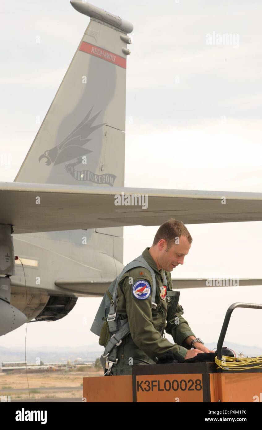 123rd fighter squadron hi-res stock photography and images - Alamy