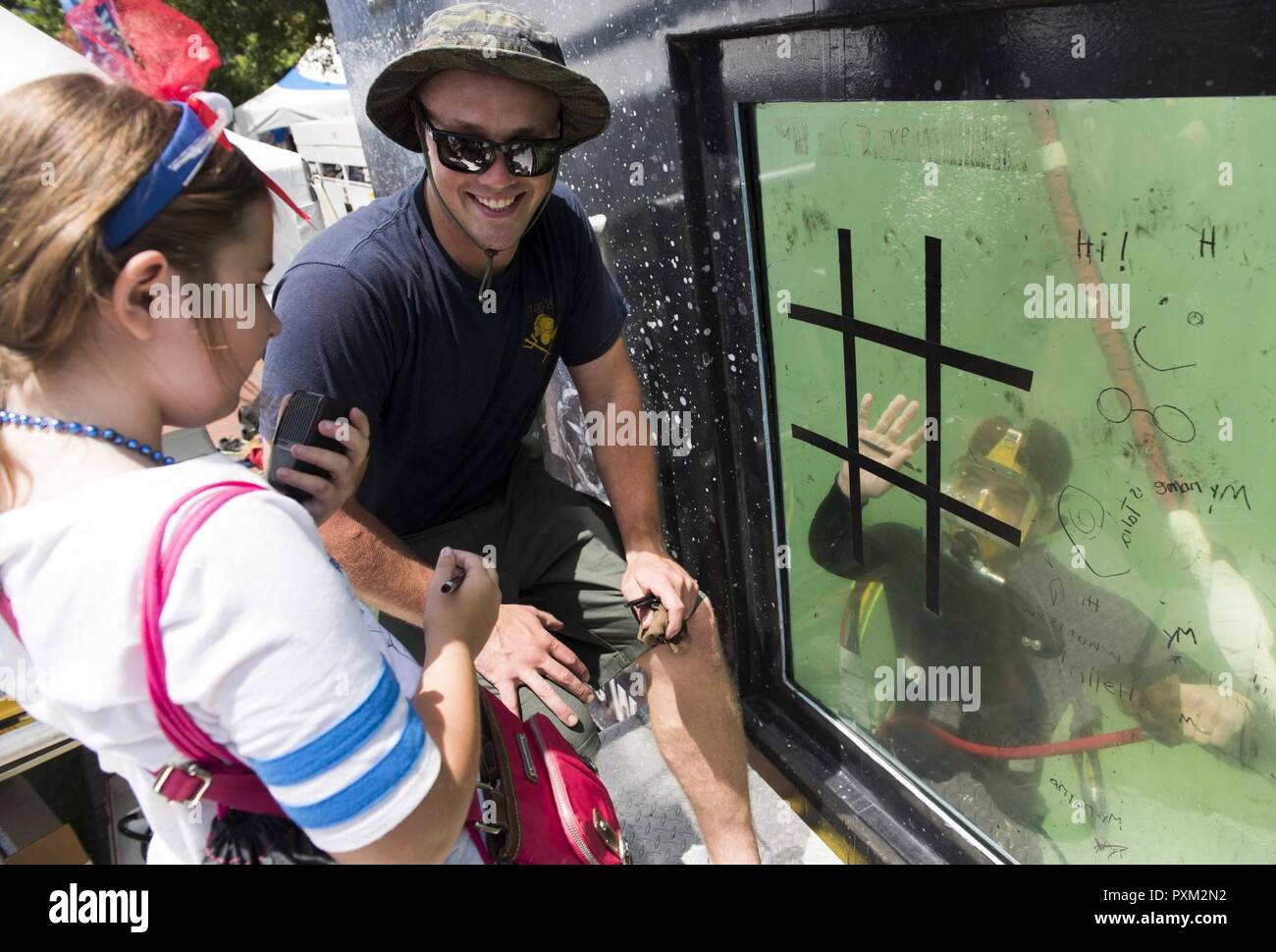 100th dive hi-res stock photography and images - Alamy