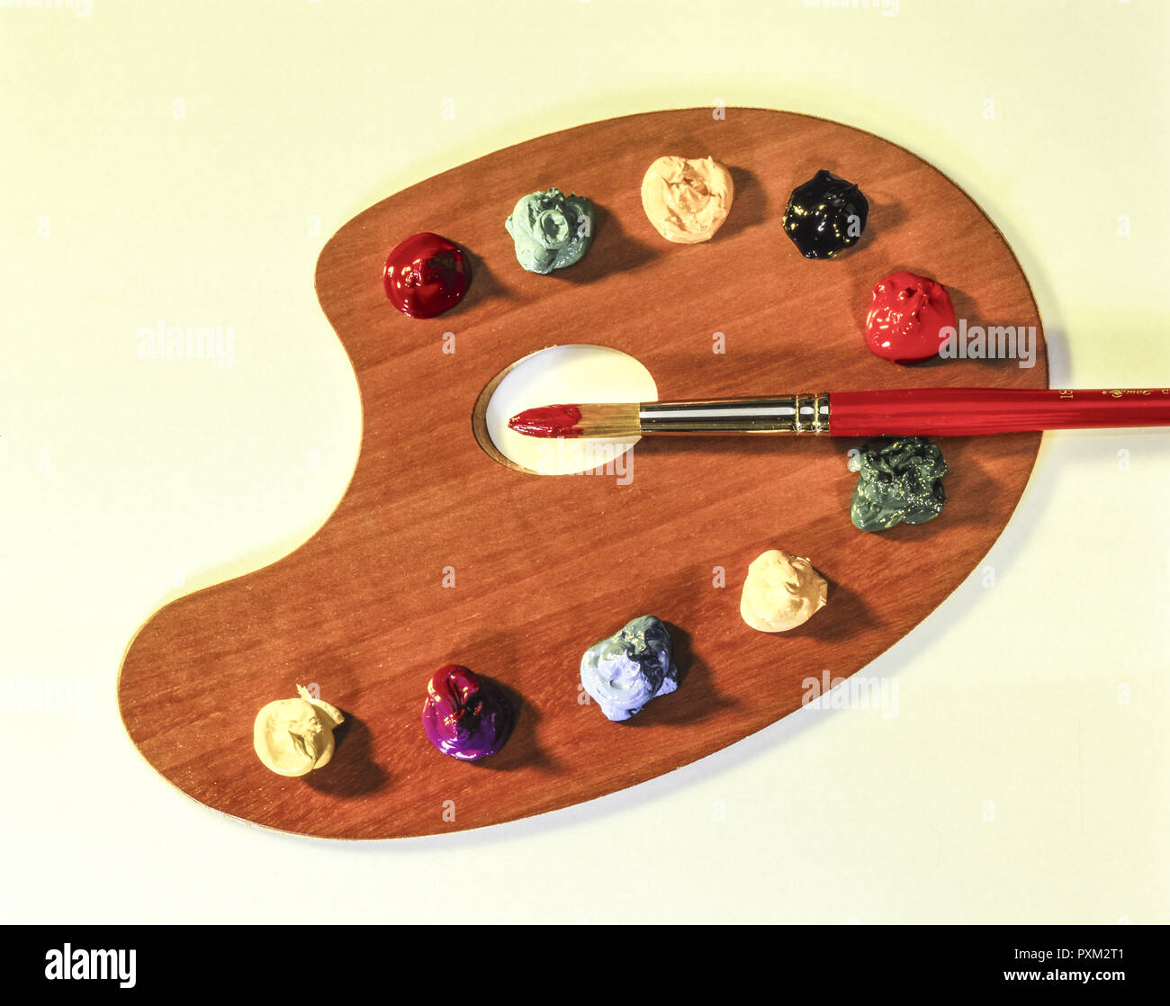 Pinsel palette hi-res stock photography and images - Alamy