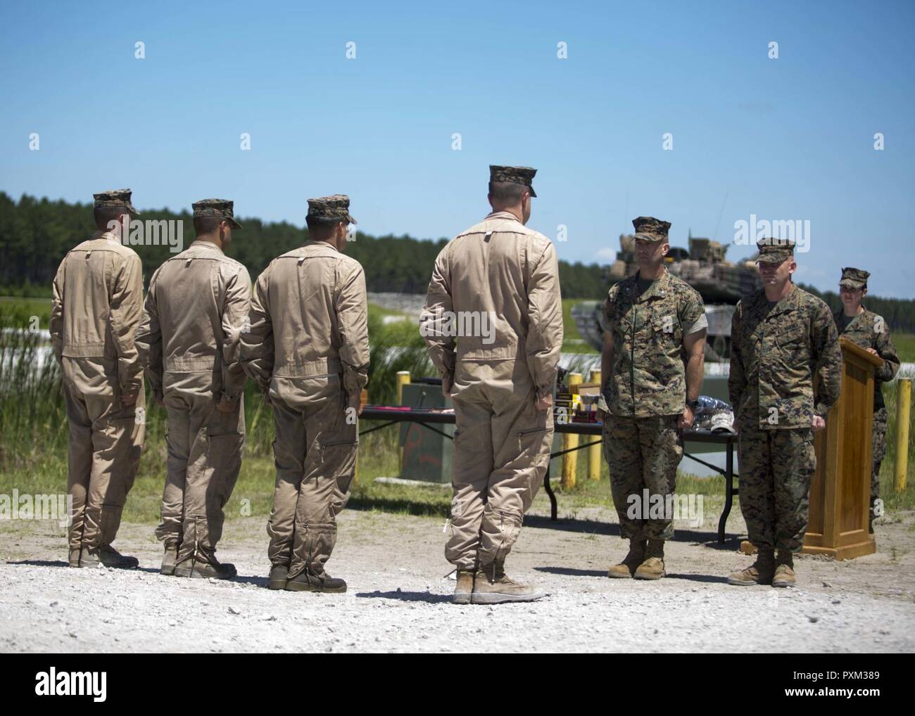 U.S. Marines with Alpha Company, 4th Tank Battalion, 4th Marine ...