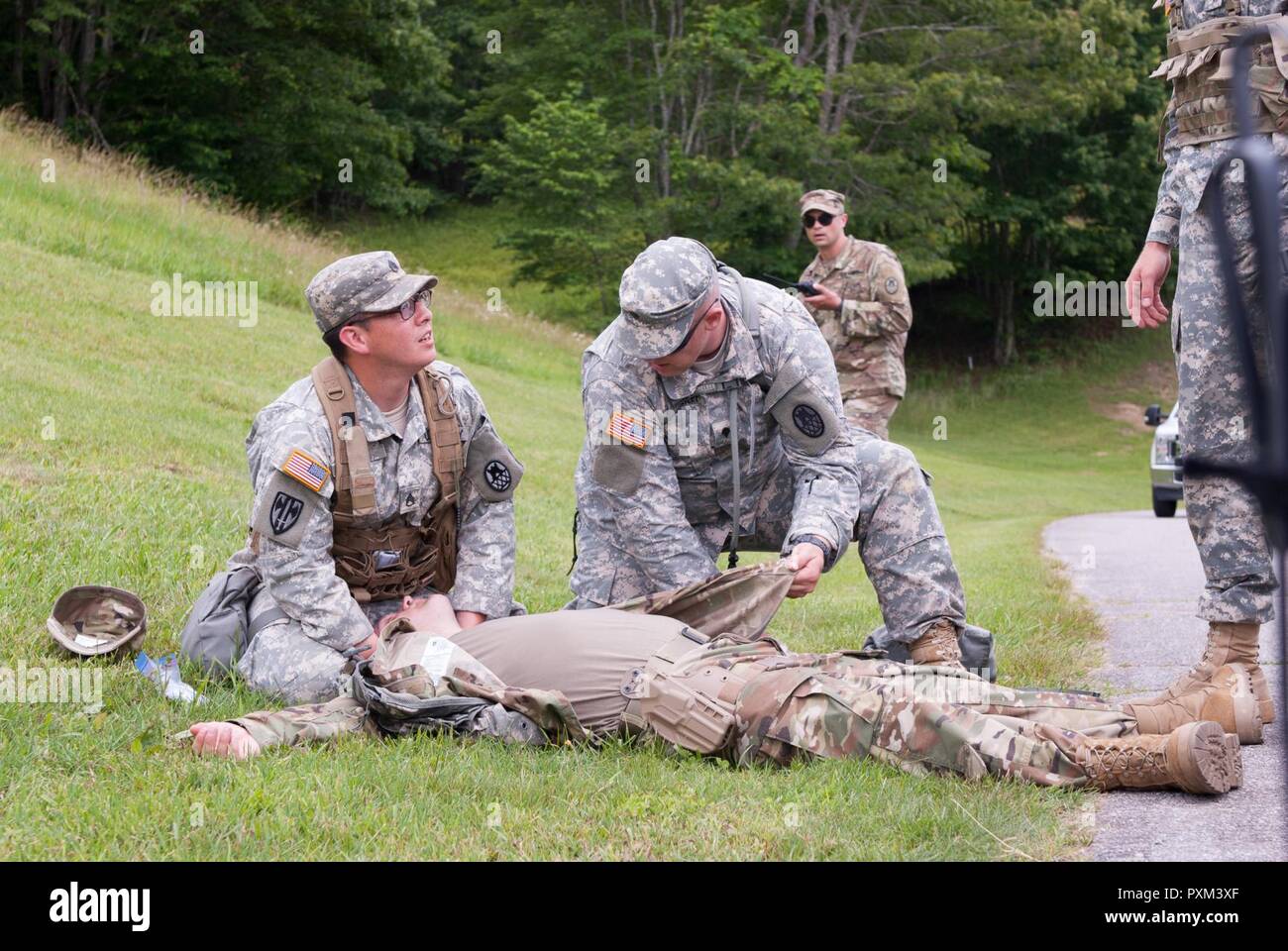 105th military police battalion hi-res stock photography and images - Alamy