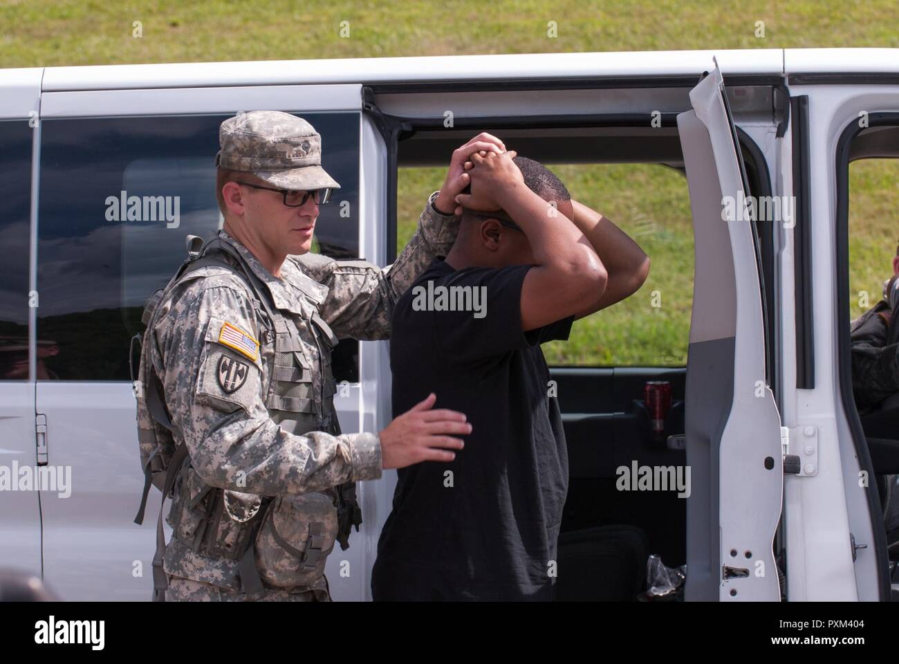 105th military police battalion hi-res stock photography and images - Alamy