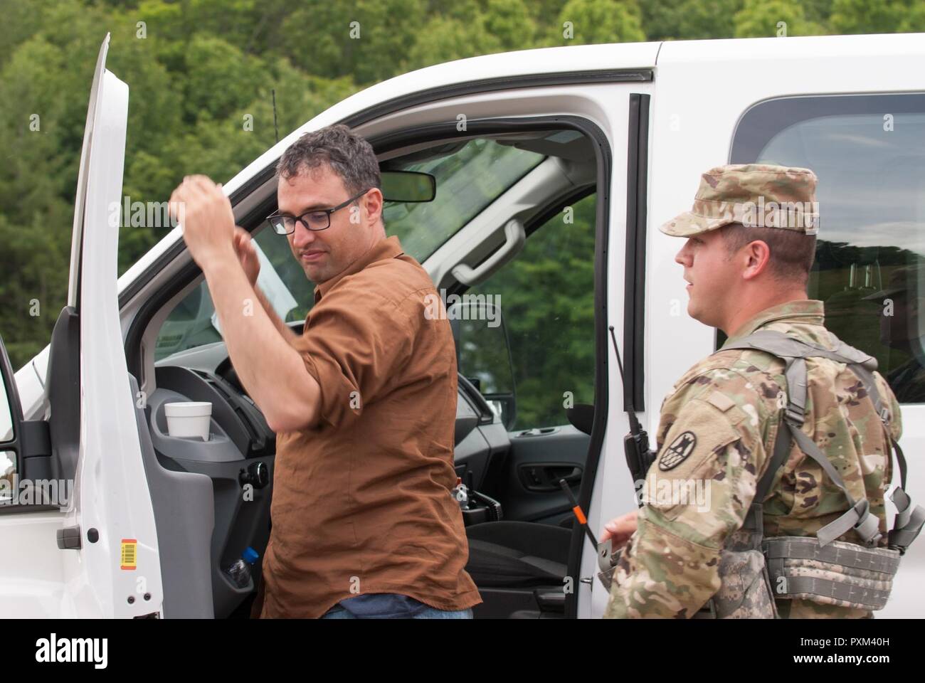 105th military police battalion hi-res stock photography and images - Alamy