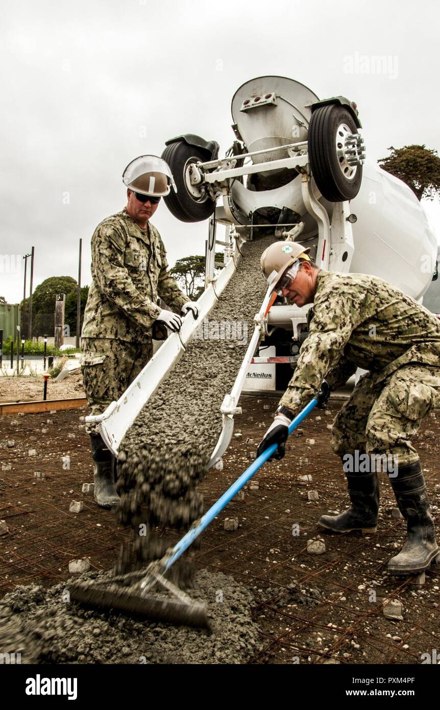 PORT HUENEME, Calif. (June 10, 2017) Sailors attached to Naval Mobile ...