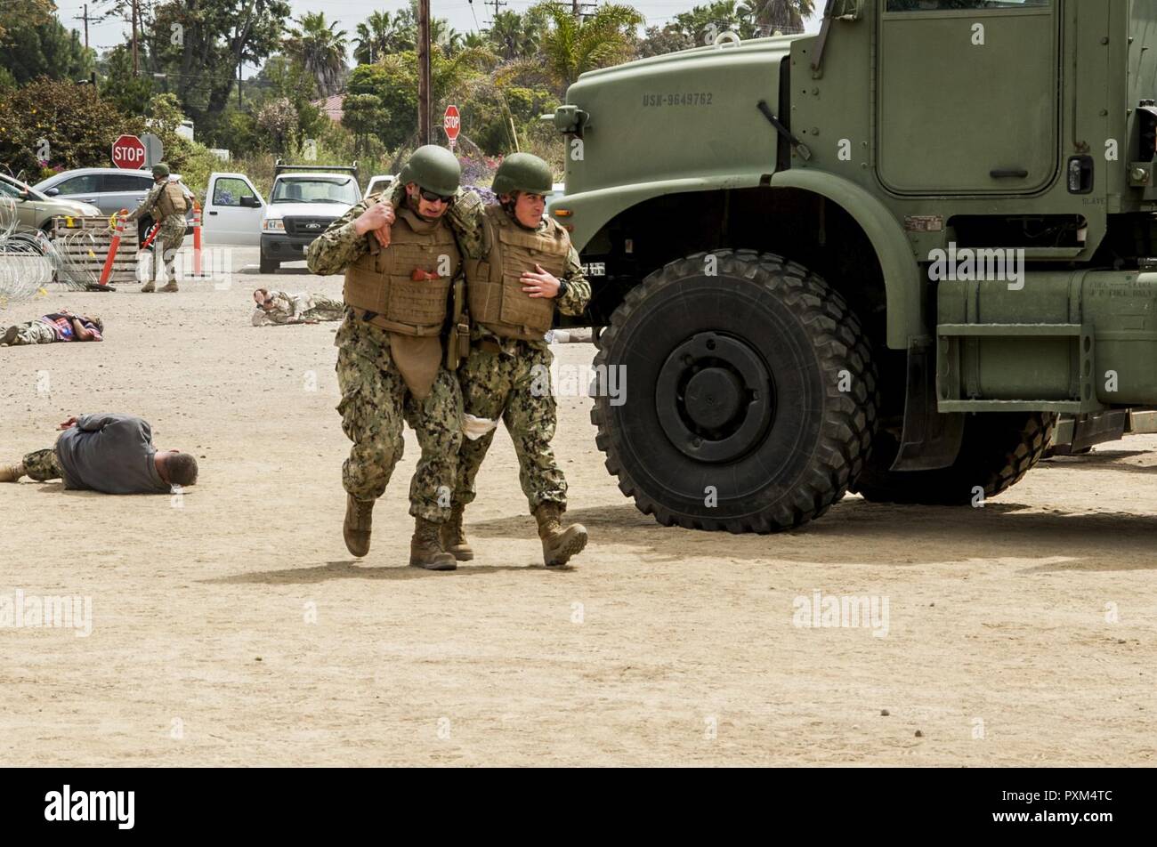 PORT HUENEME, Ca. (JUNE 10, 2017) – Sailors with Naval Mobile ...