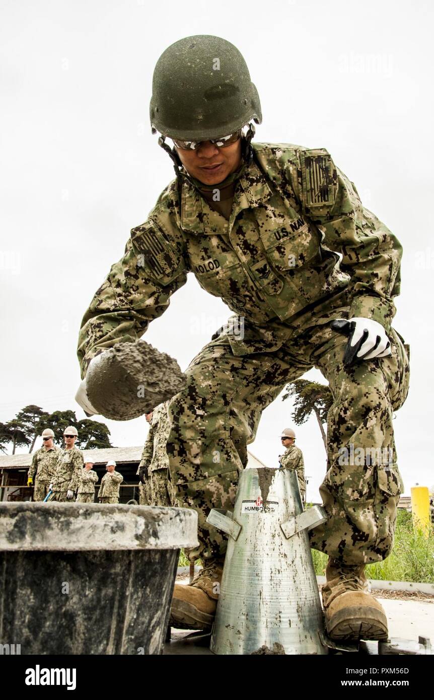 PORT HUENEME, Ca. (JUNE 10, 2017) – Petty Officer 2nd Class Claire ...