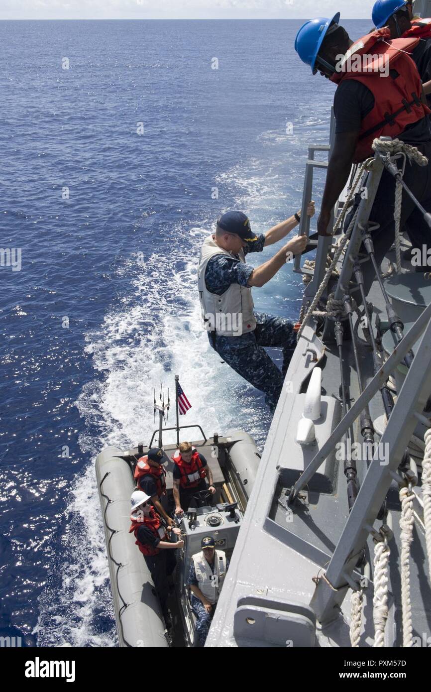 2 SOUTH CHINA SEA (June 6, 2017) Commodore of Destroyer Squadron ...