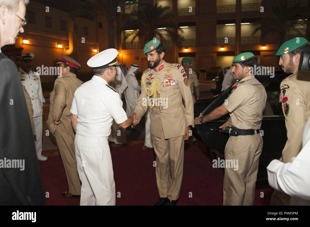 His majesty shaikh hamad bin isa al khalifa hi-res stock photography ...