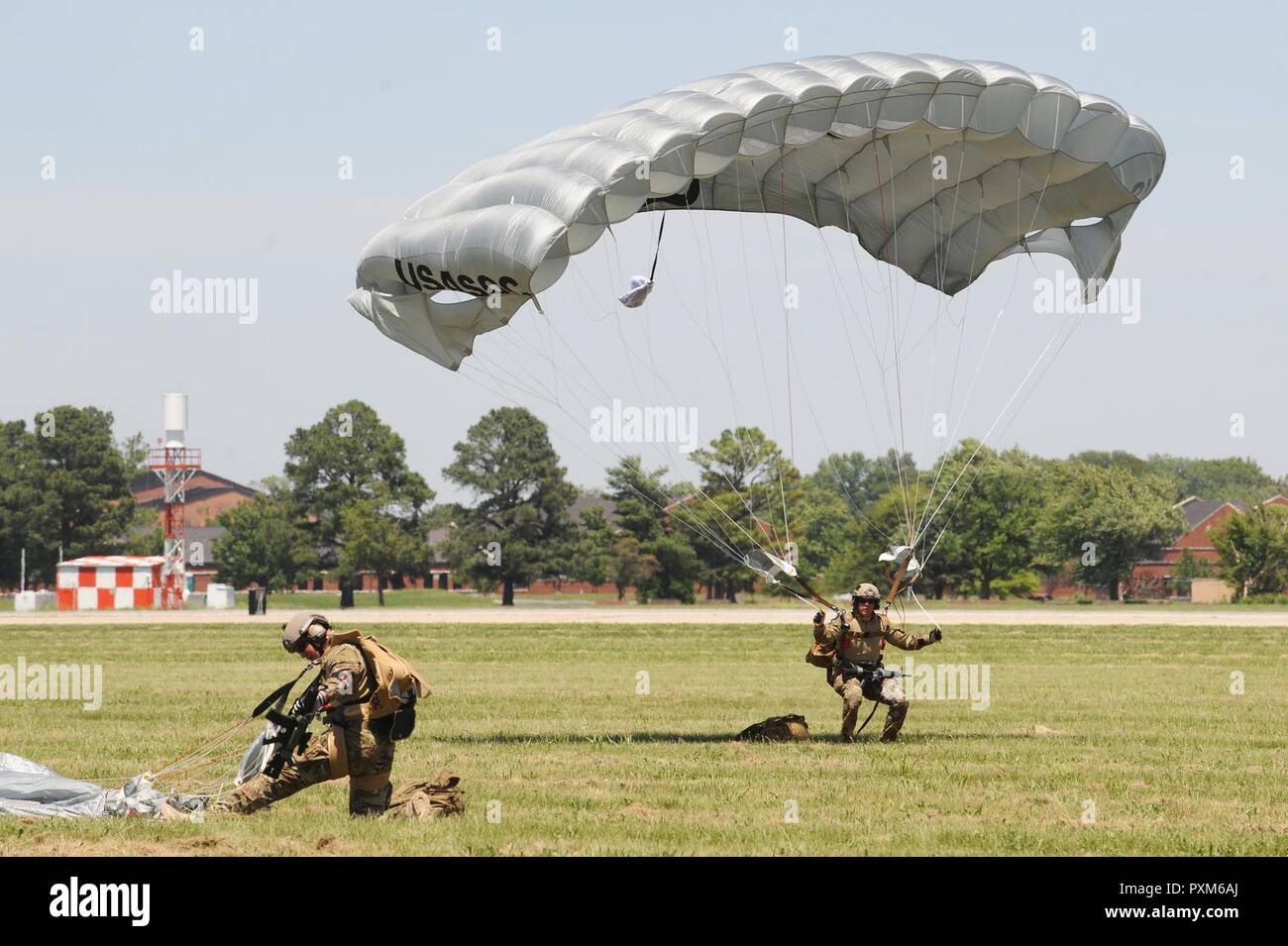 Members of the Black Daggers, the official U.S. Army Special Operations ...