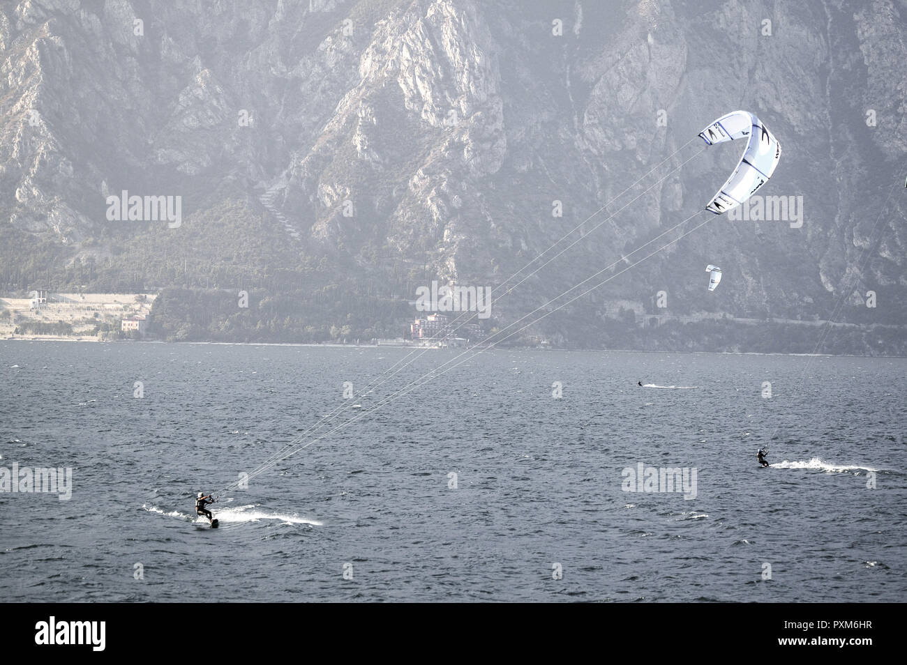 The kite 2003 hi-res stock photography and images - Alamy