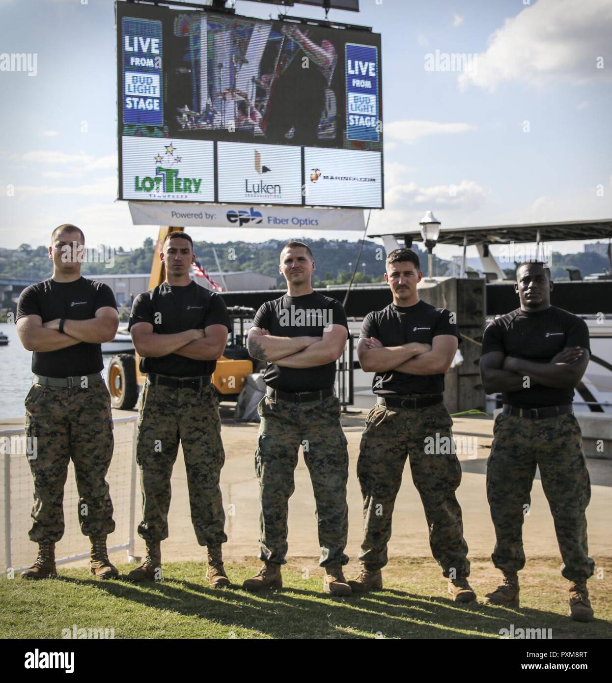 U.S. Marines with Recruiting Substation (RSS) Chattanooga and RSS West ...